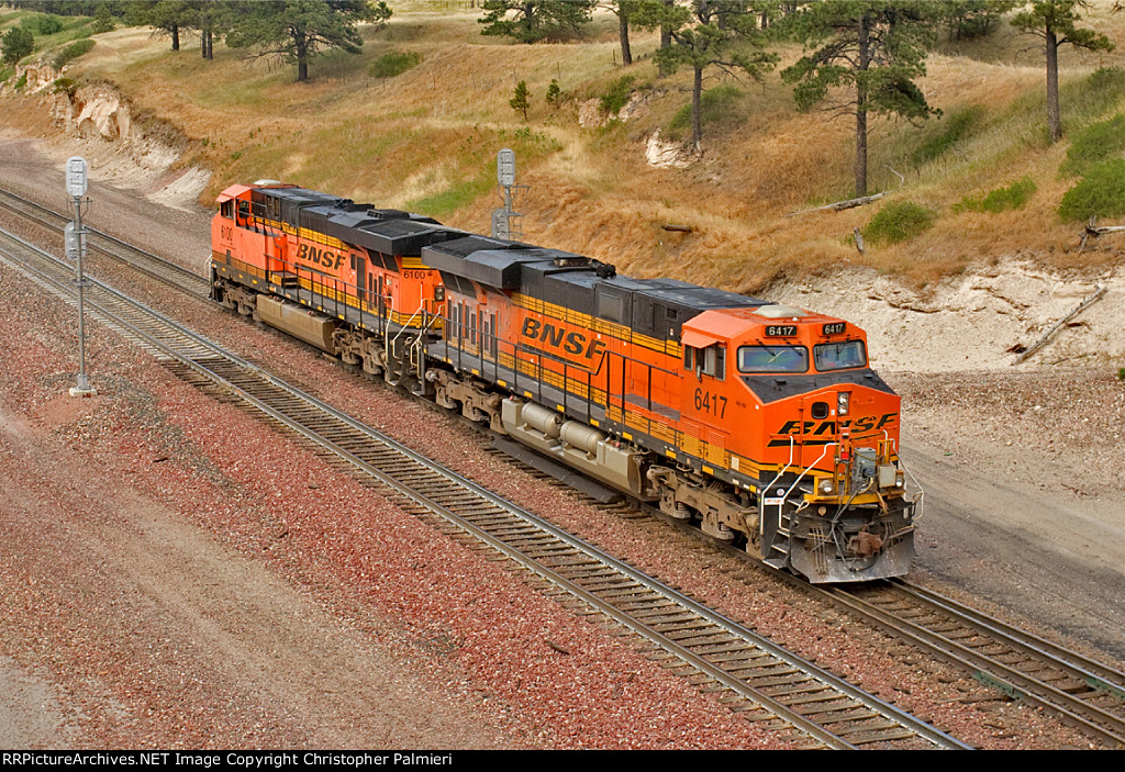 BNSF 6417 and BNSF 6100 in Helper Service
